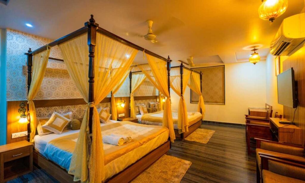 four poster - Renome